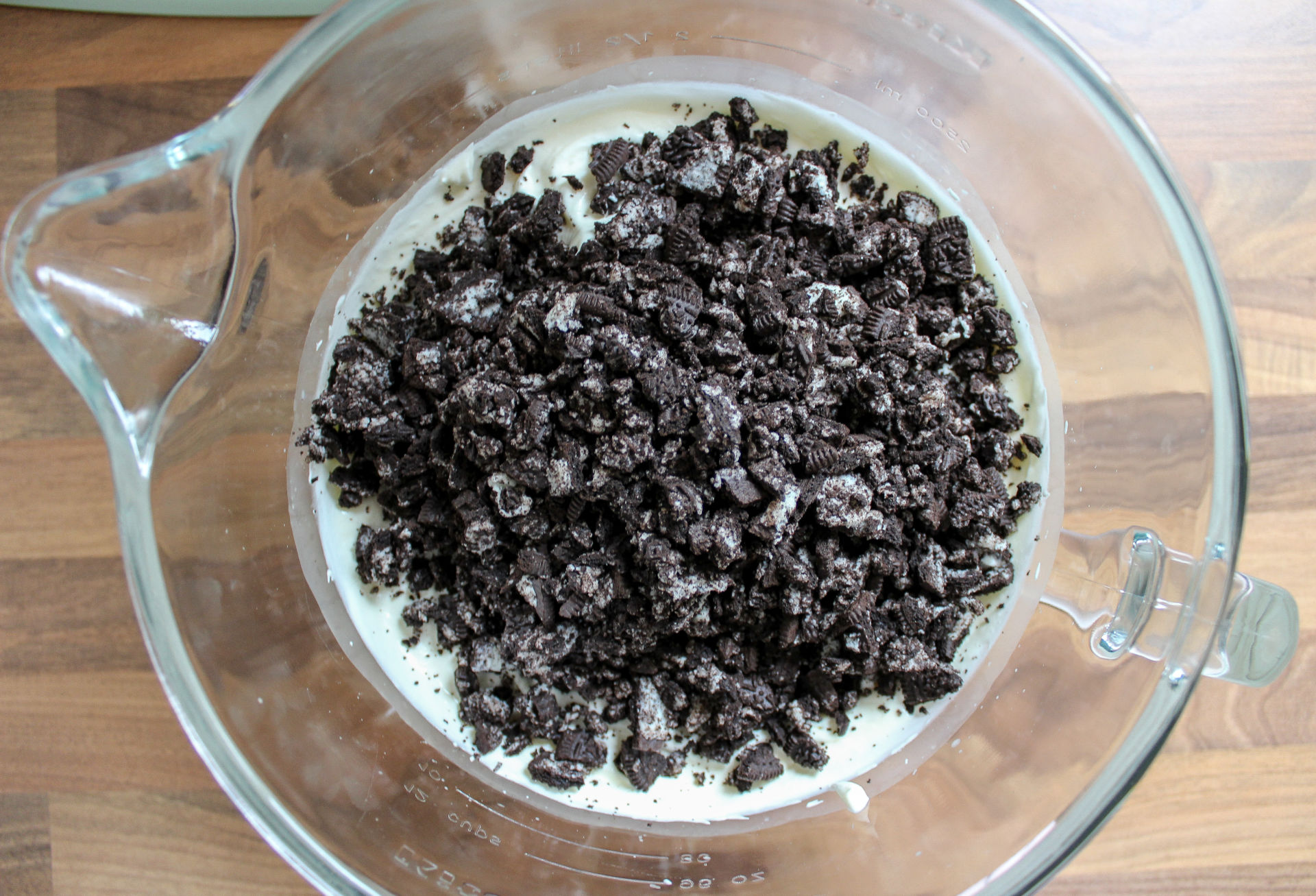 No-Churn Oreo Ice Cream - Baker Jo - Quick Summer Dessert Recipe