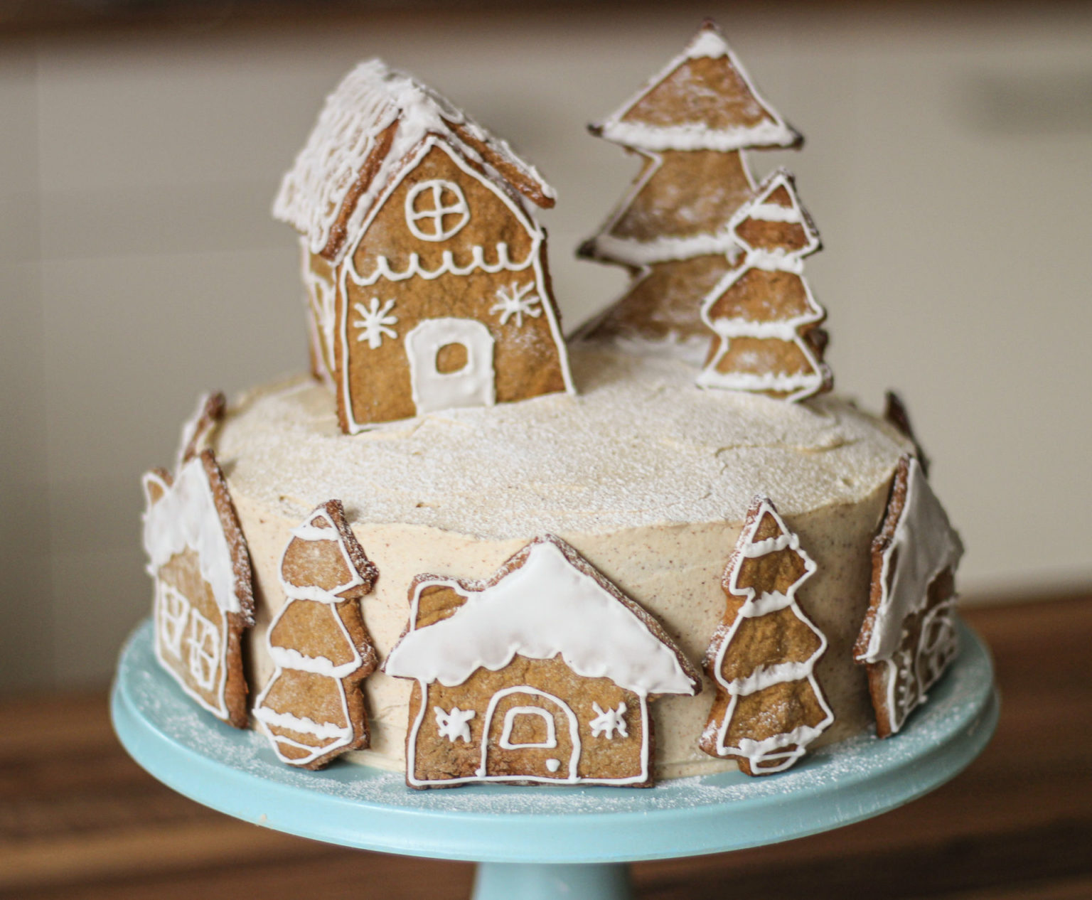 The Bake Off Box: Christmas Gingerbread Cake - Baker Jo